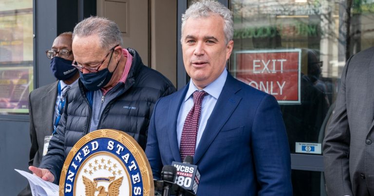 Jeff Zients to Replace Ron Klain as Biden’s Chief of Staff – NewsmakersLive